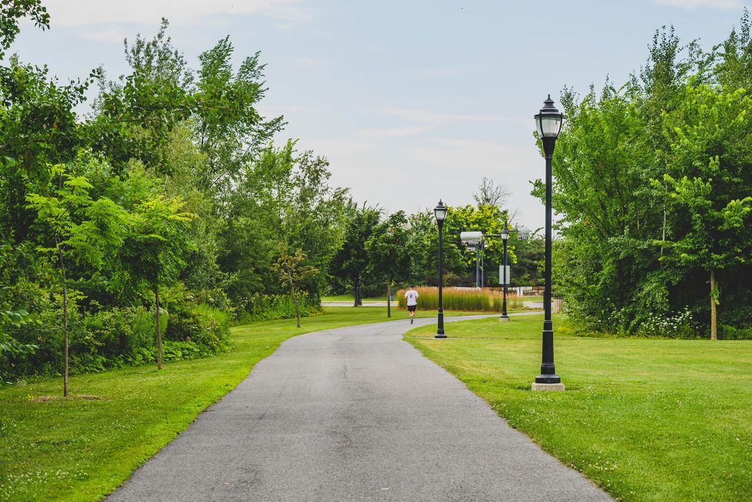 Le Danaus: Condos neufs dans le nouveau quartier TOD à Candiac